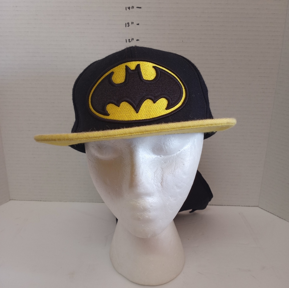Dc Comics Batman Snapback Hat Cap Black Yellow Cape - Gem